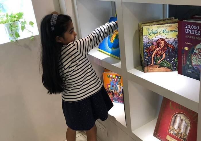 Nitara Kumar is mother Twinkle Khanna mini me in viral photos featuring ...