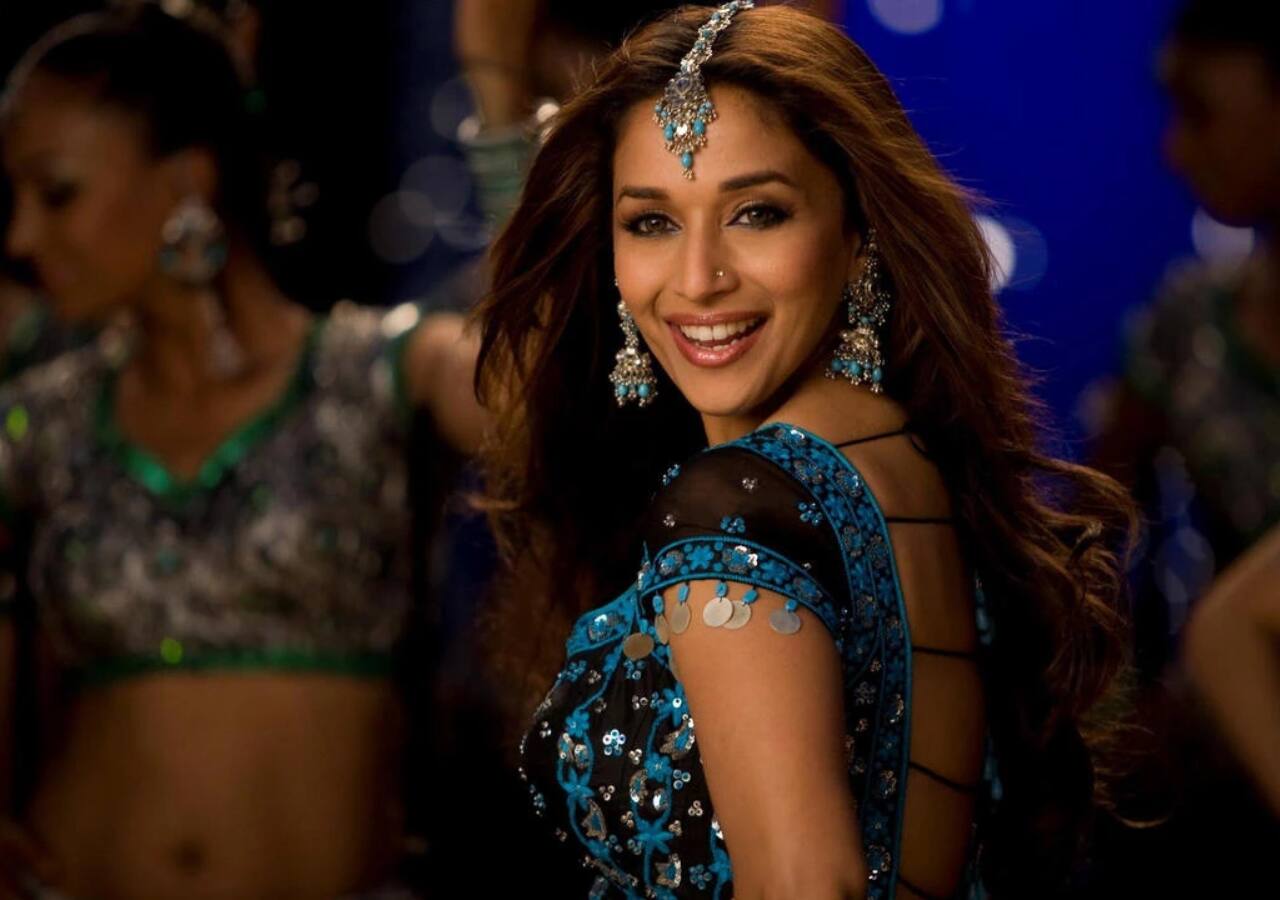 This actress did a romantic film with superstar father and son, who is she - कौन है ये एक्ट्रेस ...