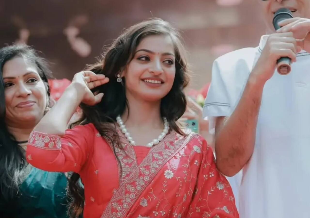 kumbh mela girl monalisa's debut film in trouble? producer jitendra narayan singh slams director ...