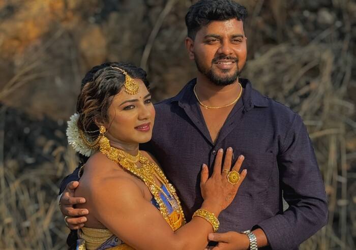 beauty with muscle: bodybuilder chitra purushottam bride look in gold ...