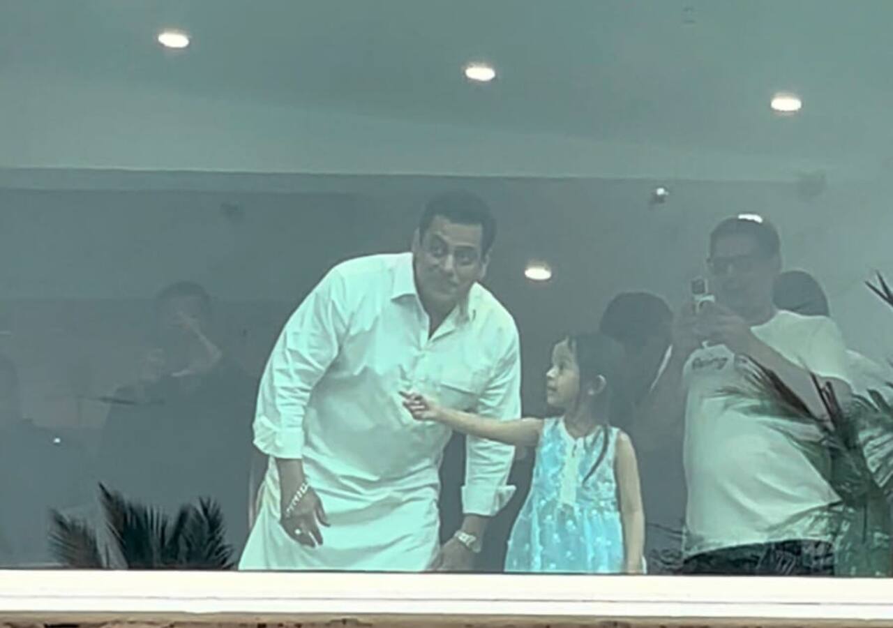 Salman Khan’s EID tradition continues, greets fans behind bulletproof ...