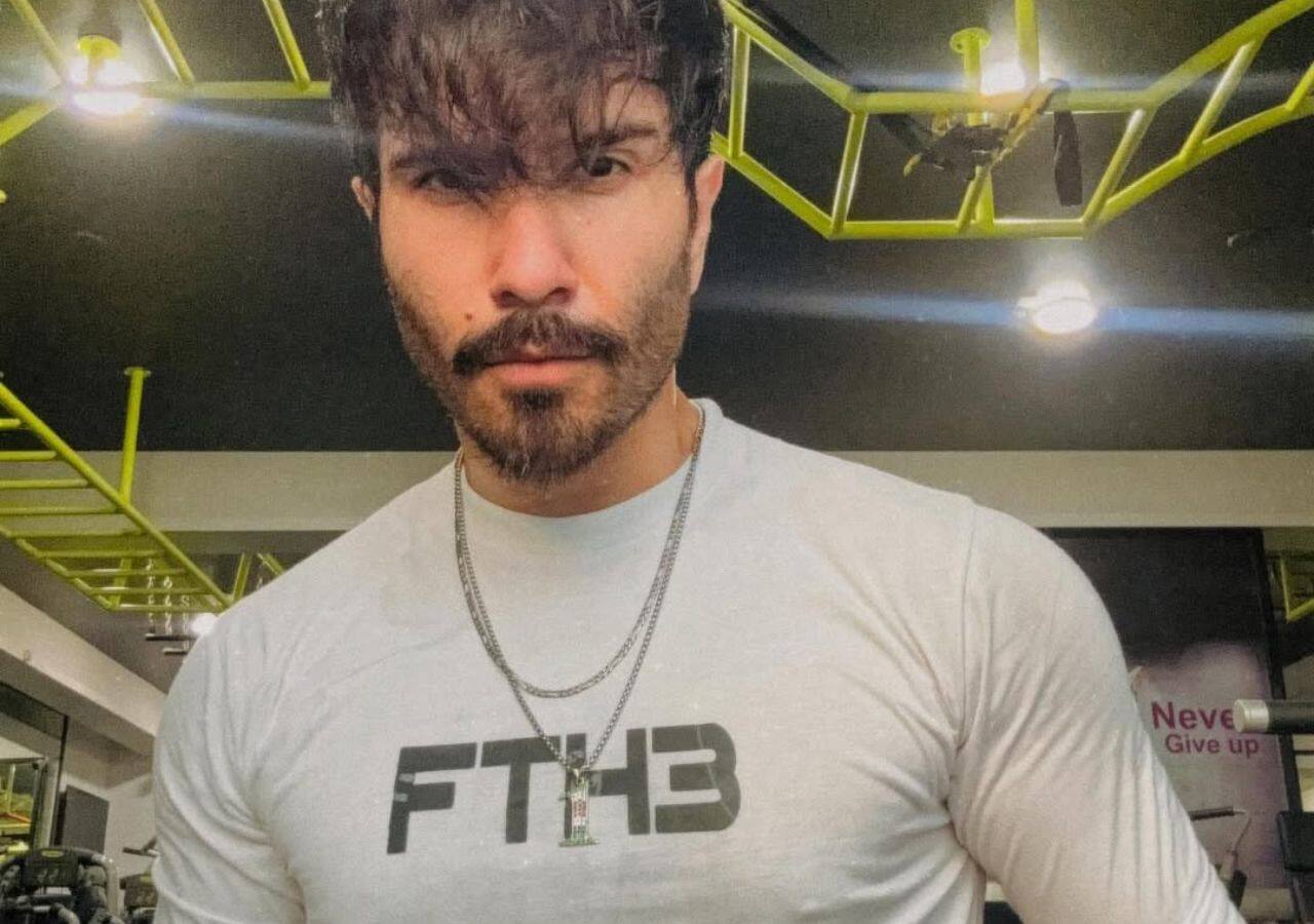 Superstar Feroze Khan upcoming Pakistani dramas list Revealed! Projects ...