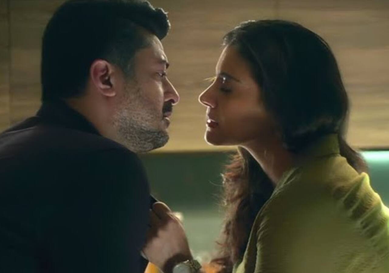 जब 50+ की इन 6 एक्ट्रेसेस ने जमकर दिए इंटीमेट सीन्स, बोल्ड वीडियो क्लिप सोशल मीडिया पर जमकर हुए ...