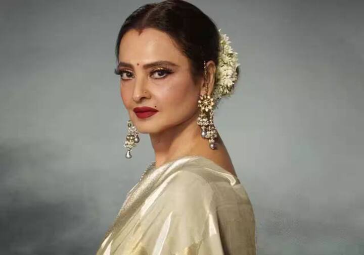 Wondering how Rekha keeps her skin glowing? Actress finally REVEALS that she...