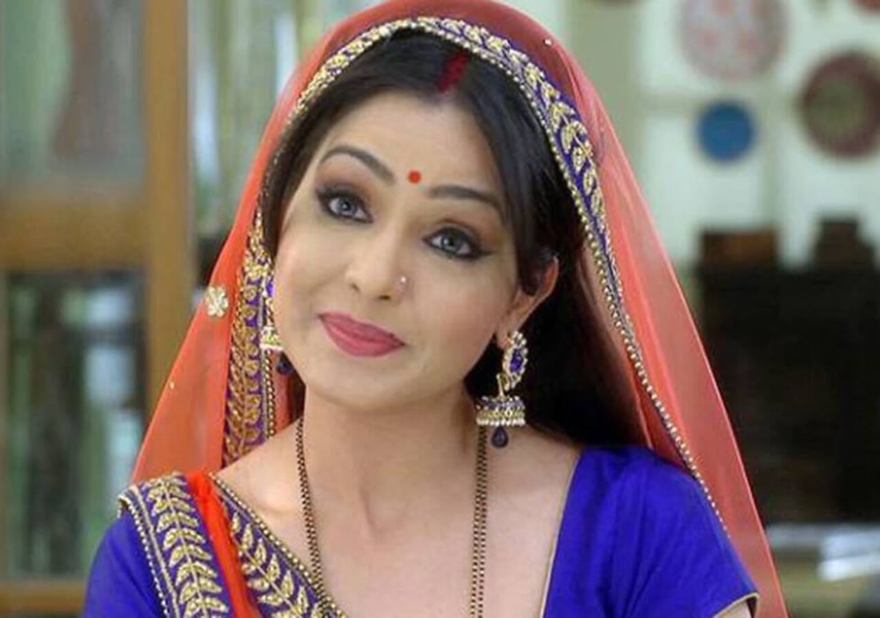 Meet popular TV actress whose husband left job for kid, parted ways after 22 years of marriage ...