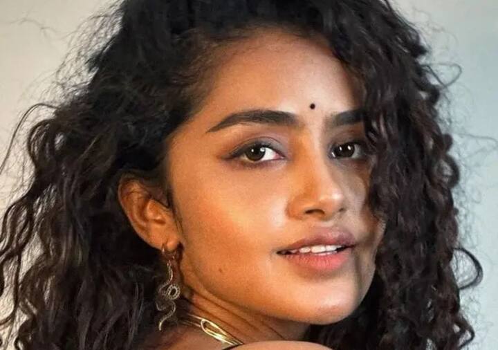 THIS actress' lip-lock photo with a South actor went viral after…, she has earned fame from ...