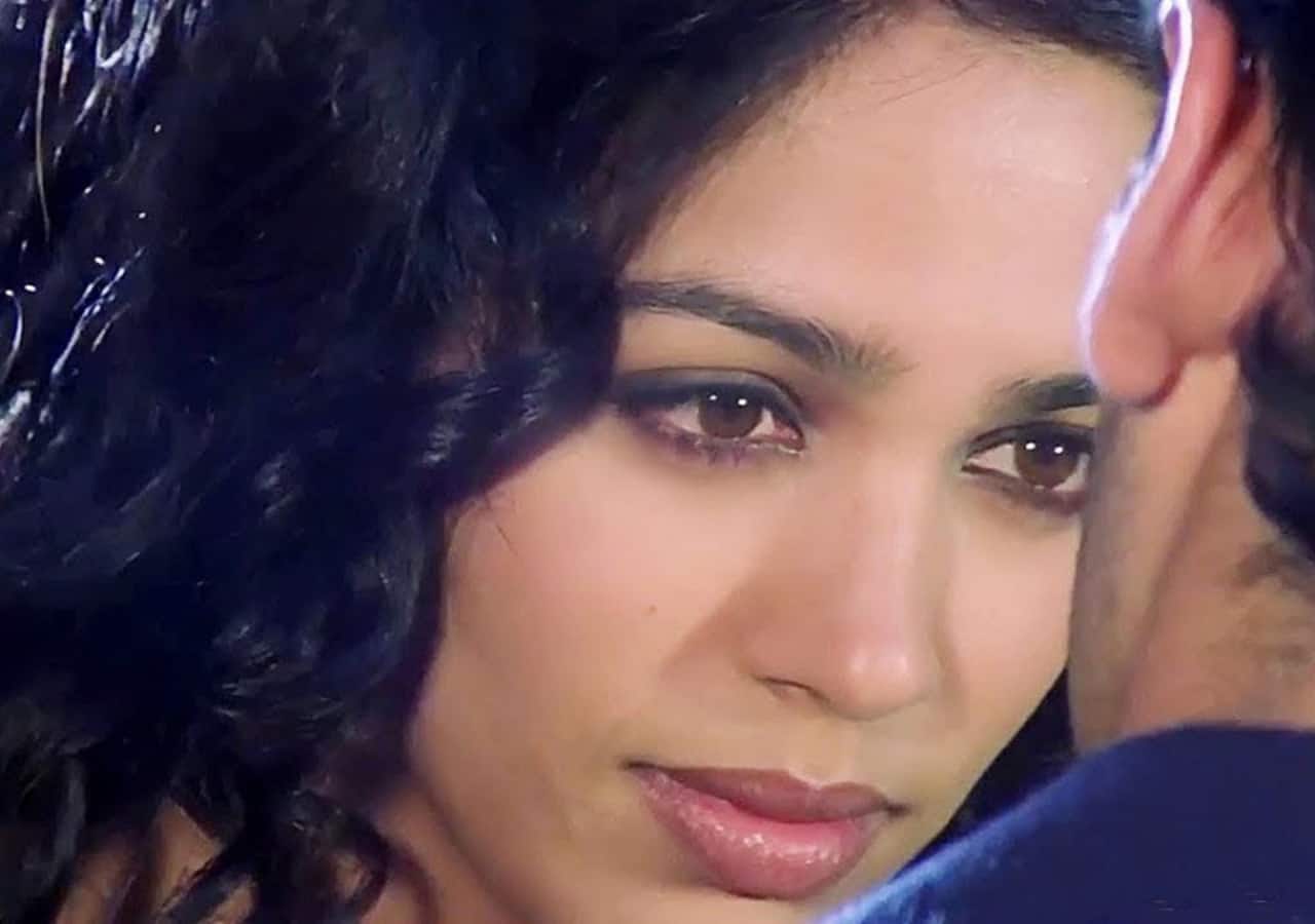 Where is Malini Sharma Right Now Raaz Film Actress | “मेरे इतने करीब मत आओ, मैं तुम्हे बर्बाद कर ...