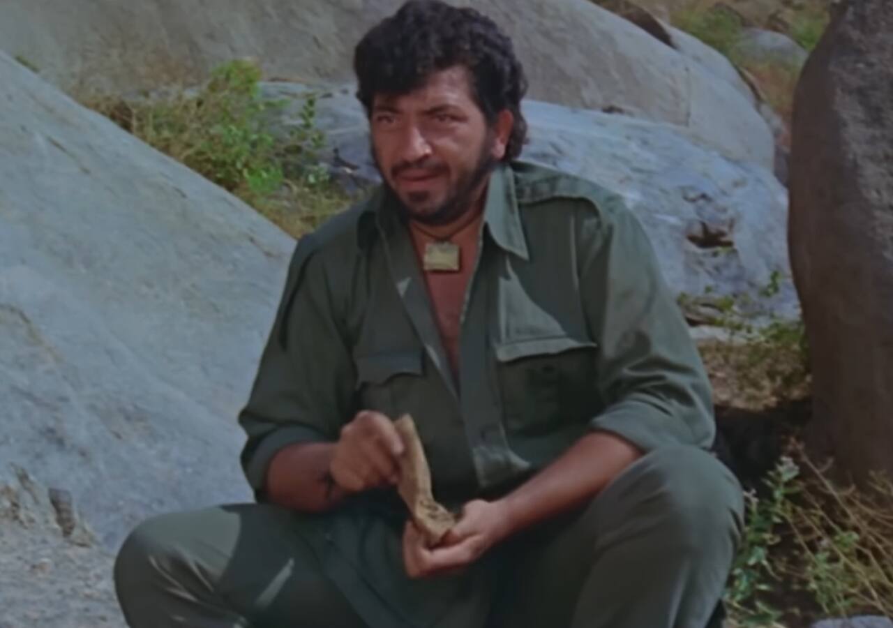 THIS Amitabh Bachchan-starrer ran in theatres for 5 years, broke Mughal ...