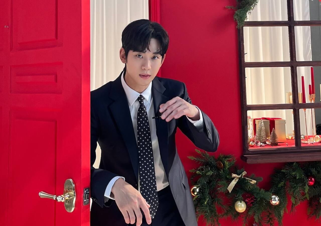 Kim Soo Hyun's agency SHUTS DOWN allegations about Sulli's nude scene in Real, and claims she ...