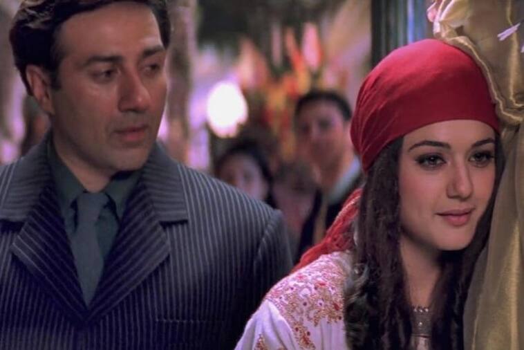 Bollywood actresses action scenes in spy movie