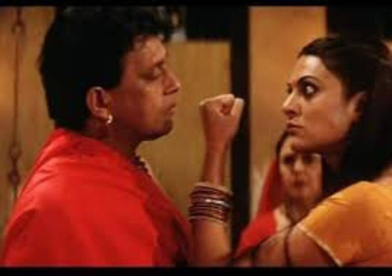 THIS actor couldn't stop himself while performing a BOLD scene with ...
