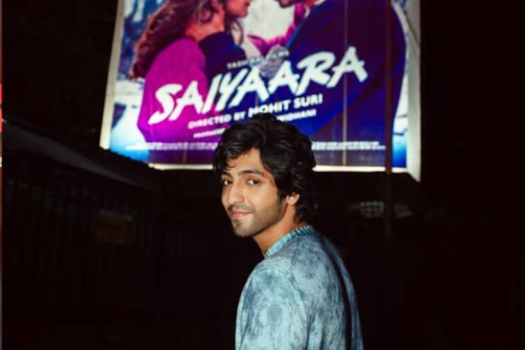 Aneet Padda's first public appearance after Saiyaara's success, looks ...