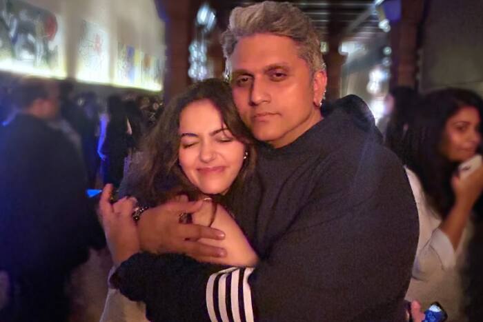 Aneet Padda's first public appearance after Saiyaara's success, looks ...