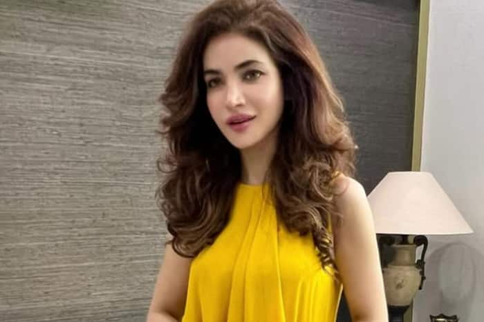 Pakistani star Humaira Asghar's death: Actress' father refuses to claim ...