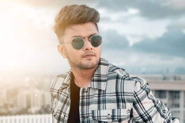 Meet Awez Darbar and Nagma Mirajkar: The influencer duo set to join ...