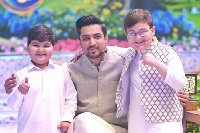 Umer Shah passes away at 15: A look back at Pakistani child TV star's VIRAL photos with brother ...
