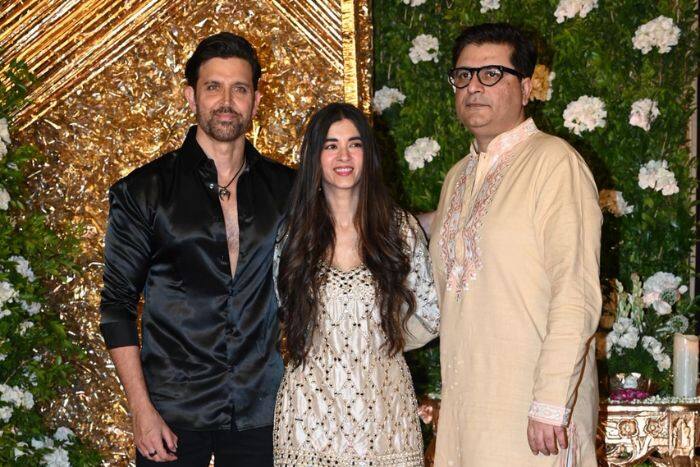 Ramesh Taurani Diwali Bash: Hrithik Roshan-Saba Azad serve couple goals ...