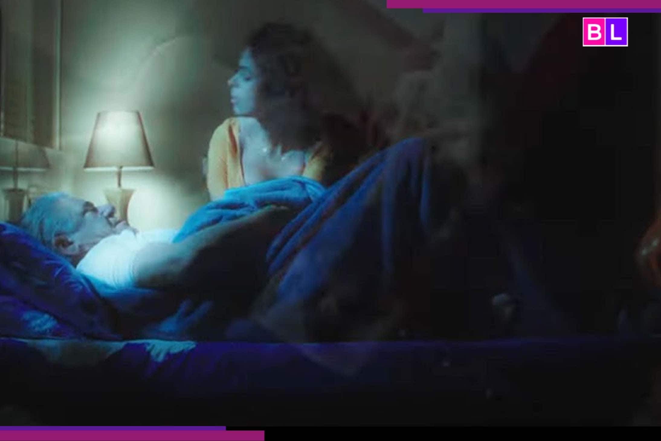 Mallika Sherawat was uncomfortable while performing intimate scene with ...