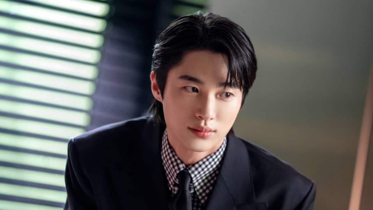 Byeon Woo-seok Vs IU: Which Perfect Crown star follows best skincare ...