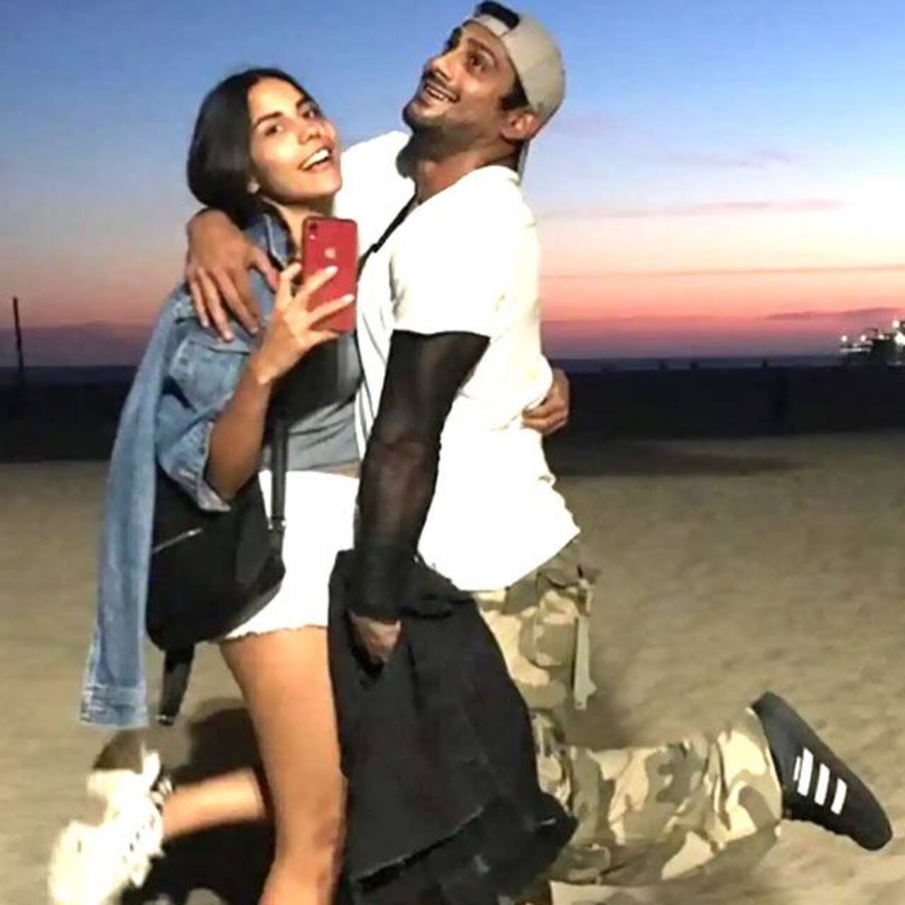 THESE pics of Prateik Babbar-Sanya Sagar prove that they are a quirky ...