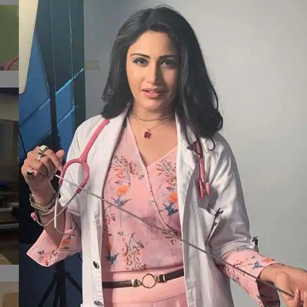 Surbhi chandna aka dr ishani of sanjivani 2 looks beautiful in her ...