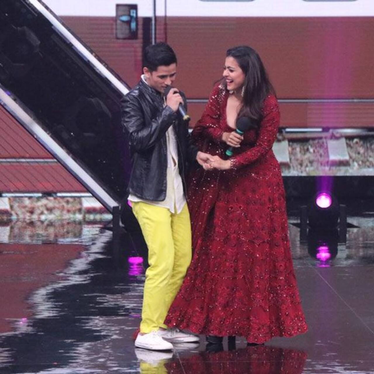 Dance Plus 5: Kajol recreates the iconic 'Jaa Simran Jaa' scene from ...