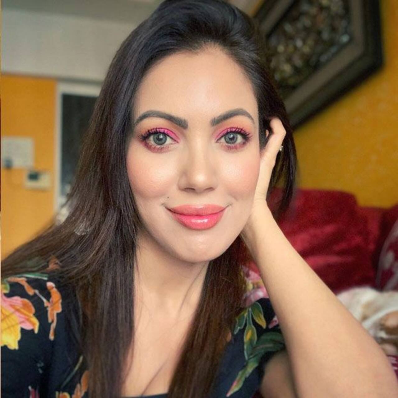 Taarak Mehta Ka Ooltah Chashmah actress Munmun Dutta shares makeup ...