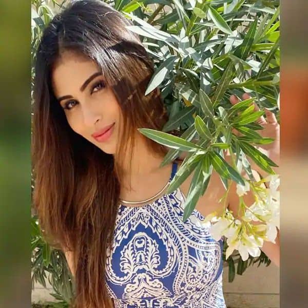 Coronavirus pandemic: Mouni Roy conducts a beautiful photoshoot at her ...