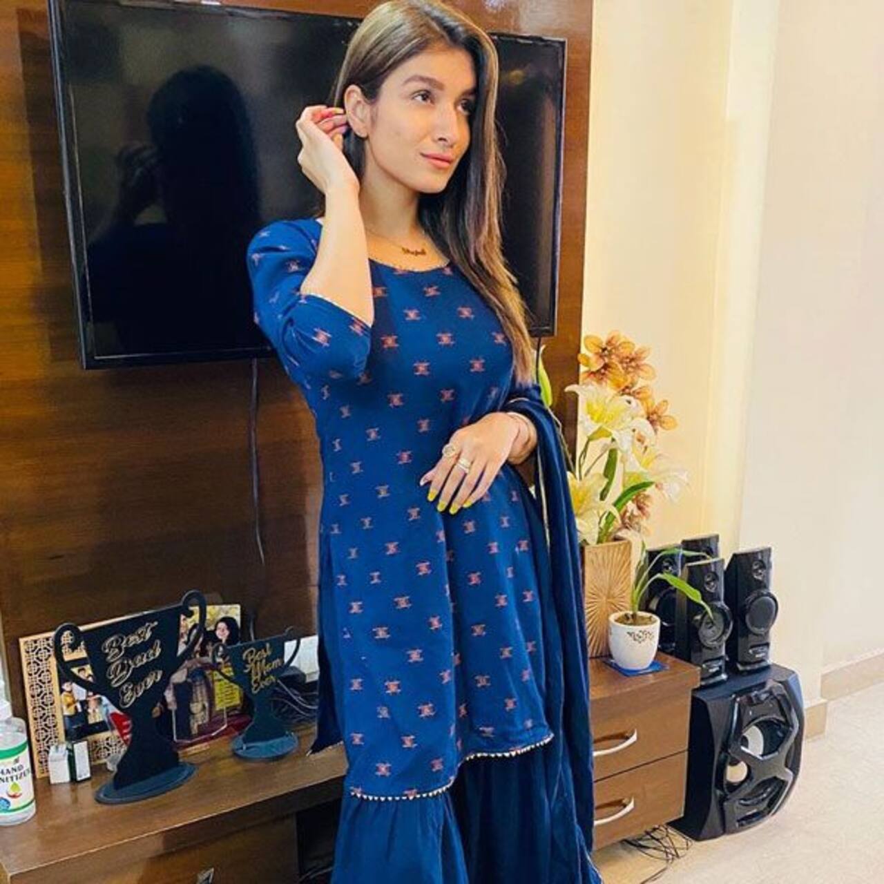 Bigg Boss 13's Shefali Bagga takes blessings from Devi on Durga Ashtami