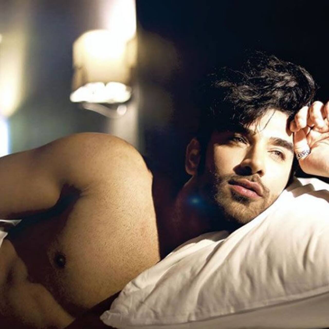 5 shirtless pictures of Bigg Boss 13 hunk Paras Chhabra that will make ...