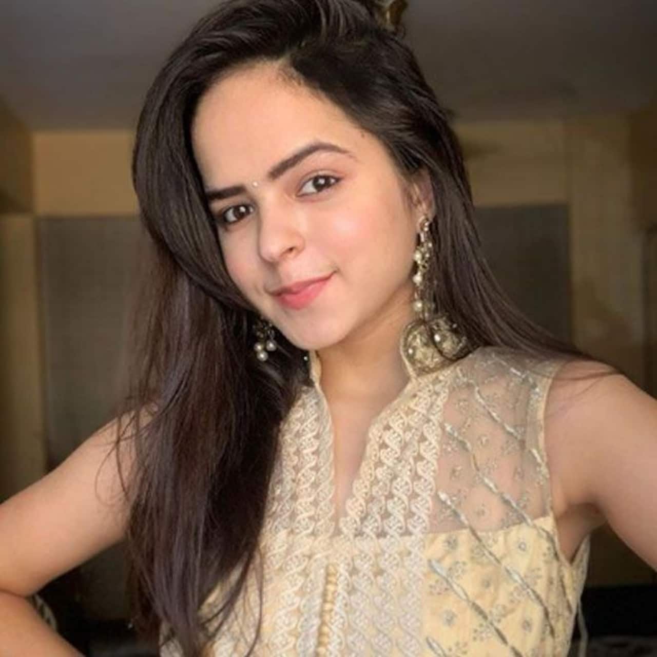 Taarak mehta ka ooltah chashmahs palak sidhwani looks resplendent in ...