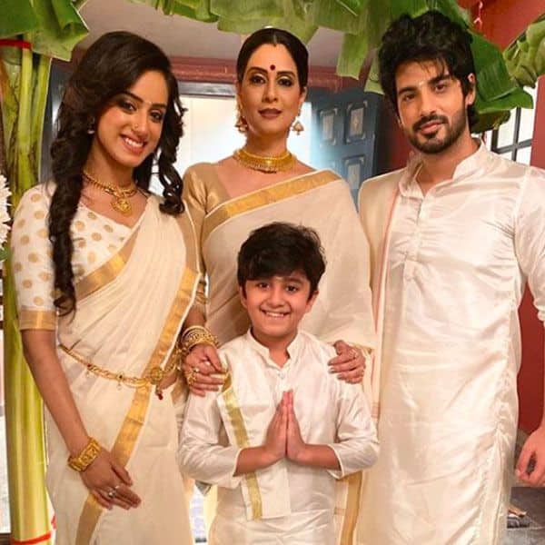 Yeh Hai Chahatein’s Preesha, Rudraksh and Saaransh along with other ...