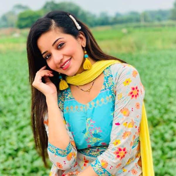 Monalisa looks like a million bucks in these stunning photos