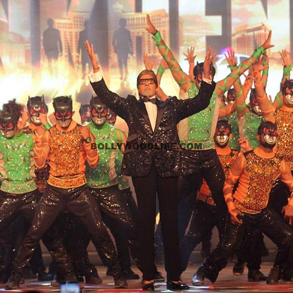 Aankhen 2 First Look Photos