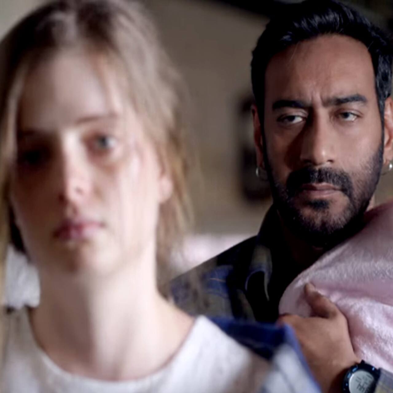 Shivaay trailer: Ajay Devgn acts DAREDEVIL playing dual role of ... Shivaay trailer: Ajay Devgn acts DAREDEVIL playing dual role of ...