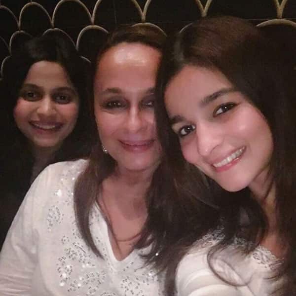 Alia Bhatt spotted on a dinner outing with mother Soni Razdan, see pics!