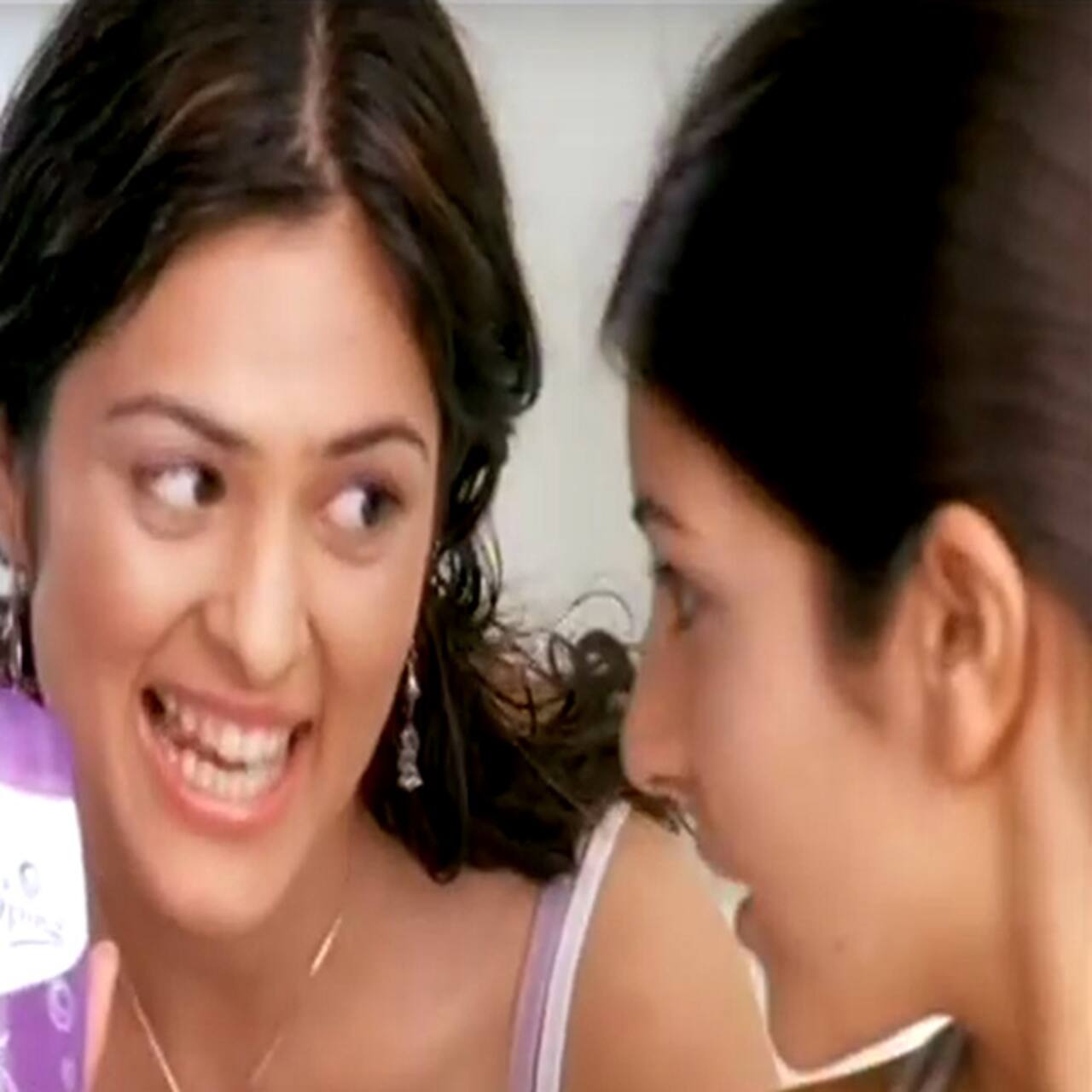 Check out Anushka Sharma’s Spinz Talc TV commercial from the initial ...