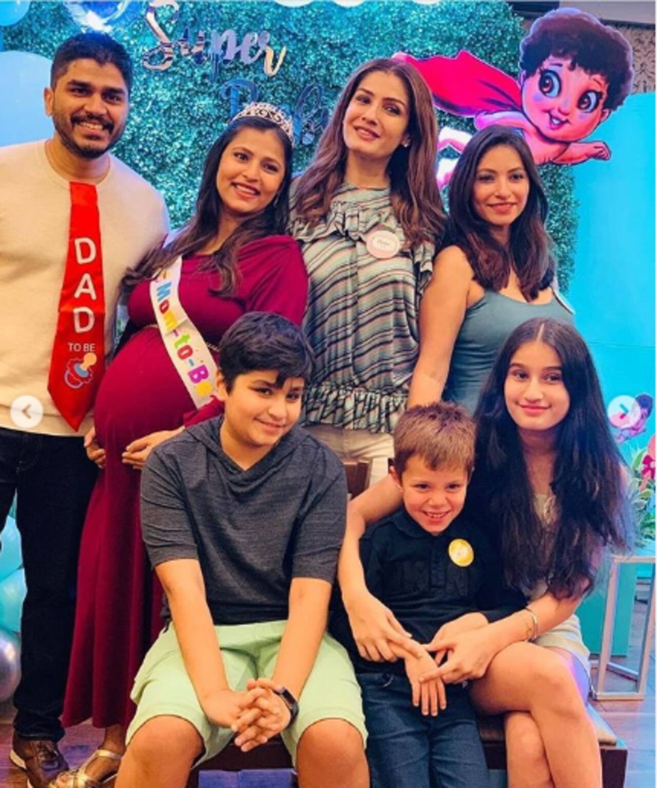 Raveena Tandon and daughter Rasha were perfects hosts at adopted ...