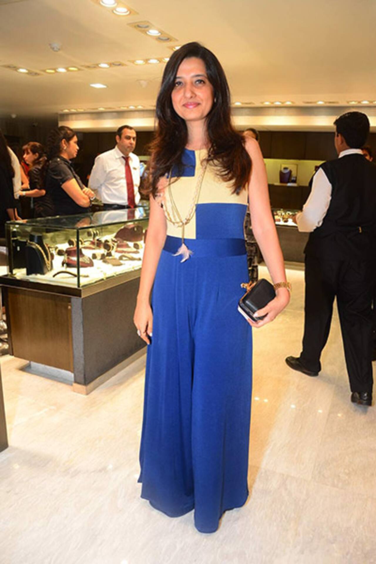 Gauri Khan attends launch of new festive collection of Mahesh Notandass ...