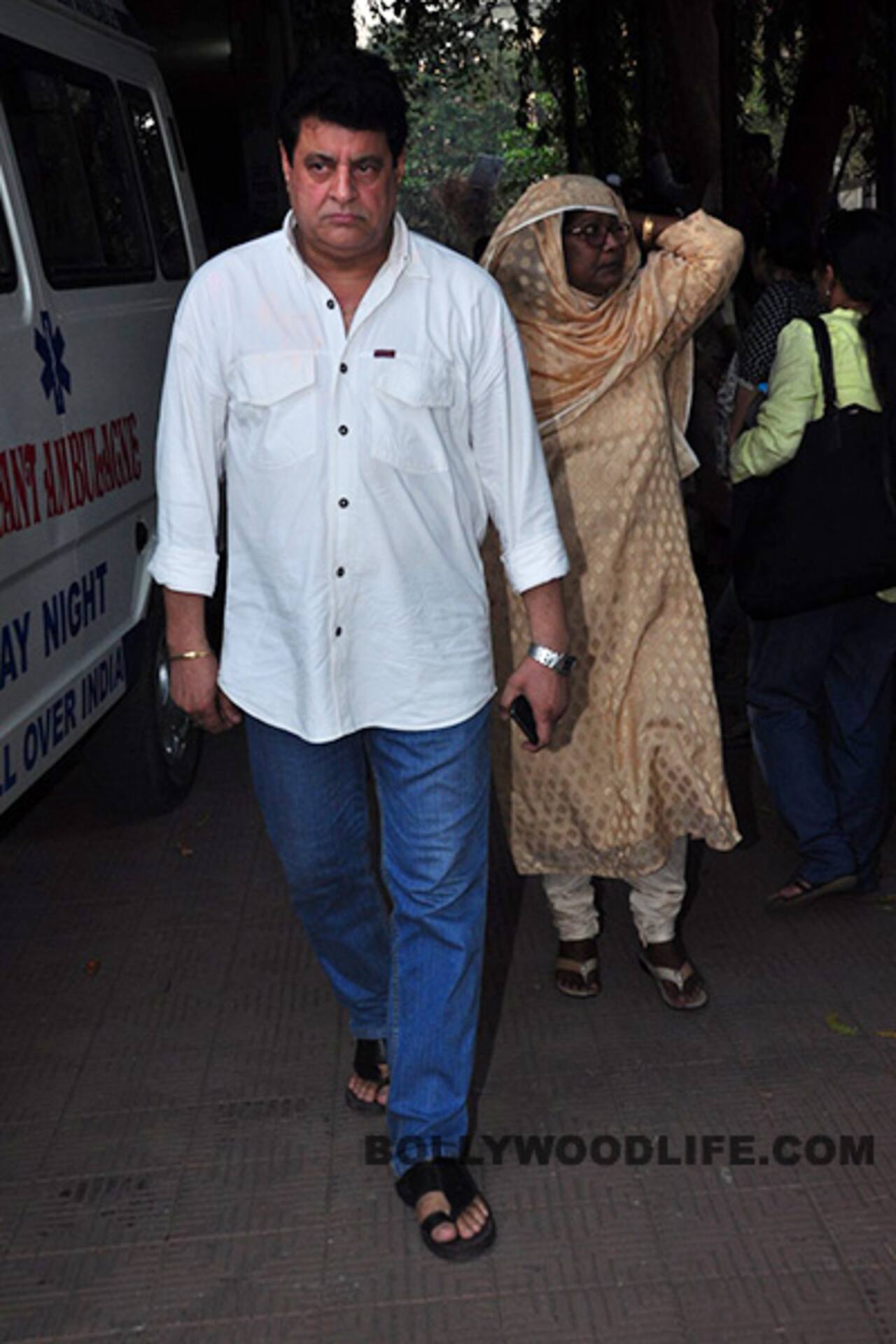Pratyusha Banerjee’s funeral: TV celebs witness actress’ last journey