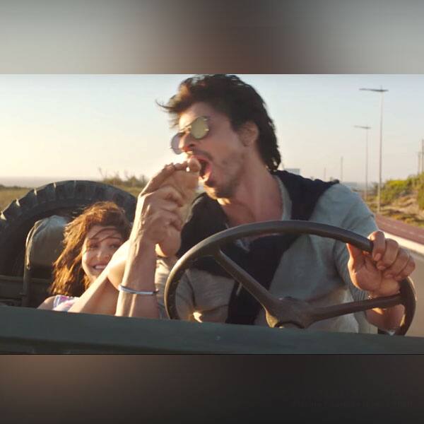 Jab Harry Met Sejal song Hawayein: 5 moments from Shah Rukh Khan and ...