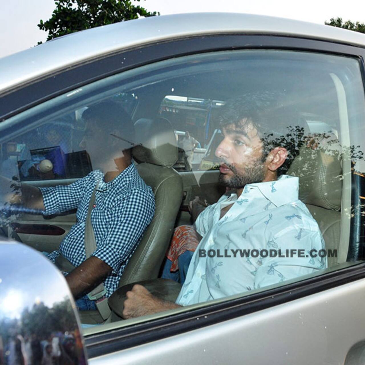 Pratyusha Banerjee’s funeral: TV celebs witness actress’ last journey
