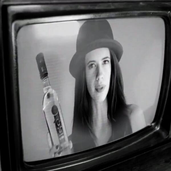 Kalki Koechlin breaking stereotypes in this new IICE Vodka Kinky Chilli ...