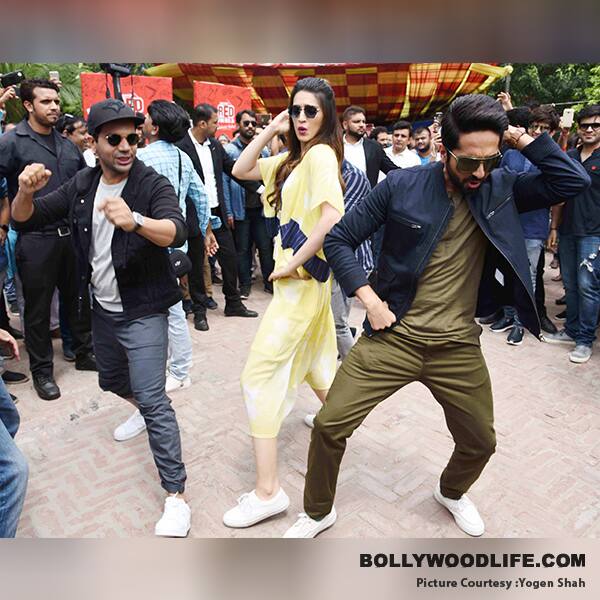 Kriti Sanon, Ayushmann Khurrana and Rajkummar Rao had a whale of a time ... Kriti Sanon, Ayushmann Khurrana and Rajkummar Rao had a whale of a time ...
