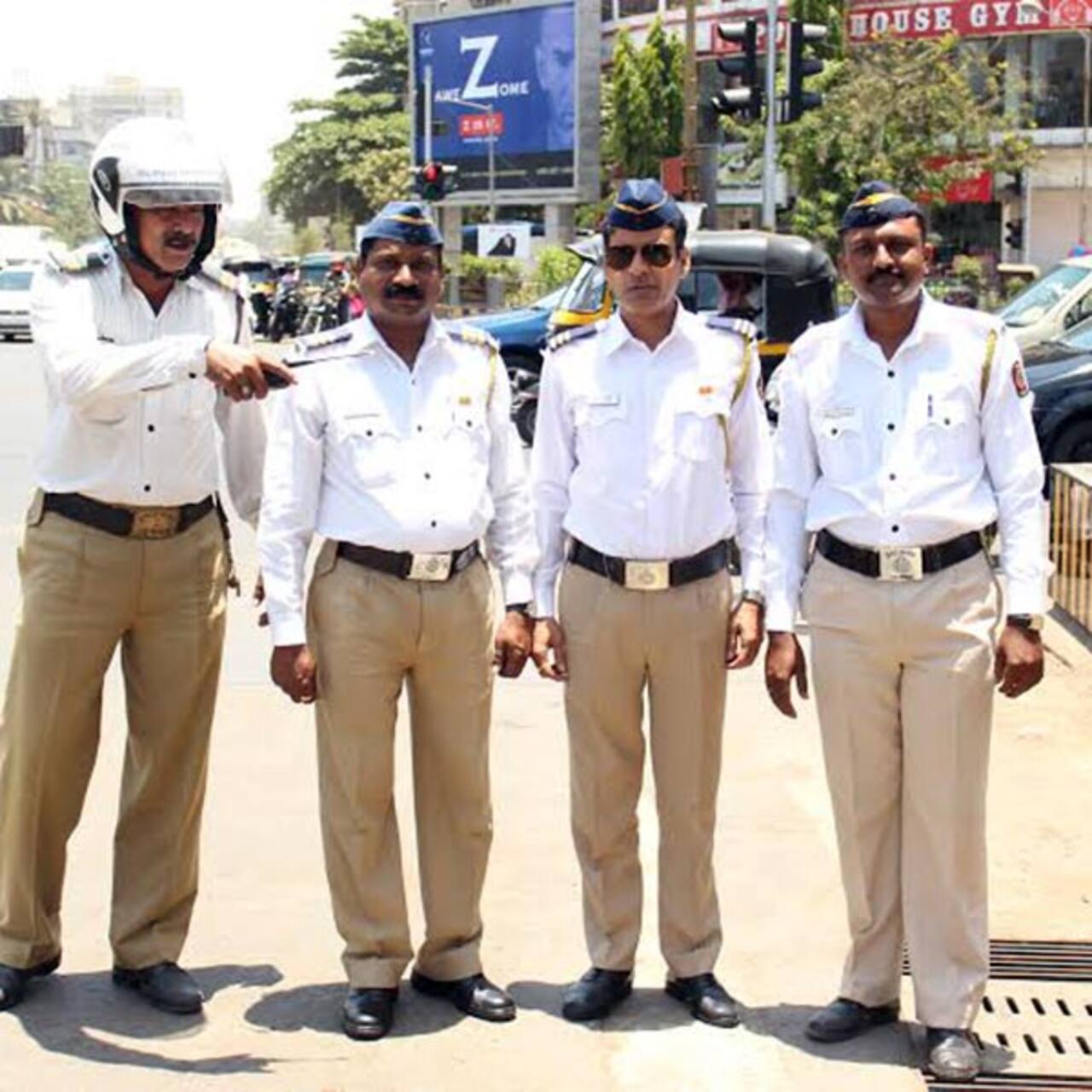 Traffic: Manoj Bajpayee turns into a traffic cop for a day to promote ...