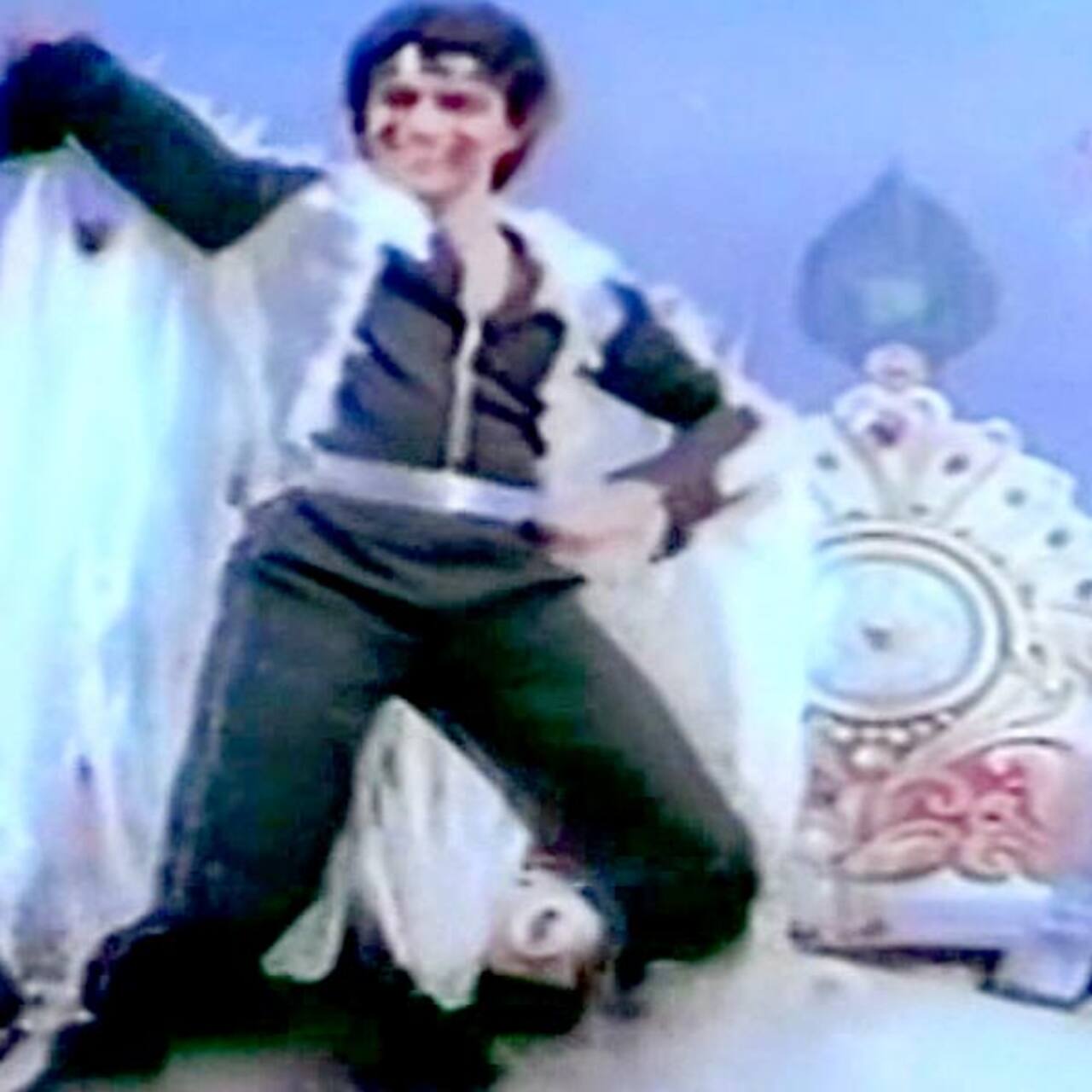 Birthday Special: Top 7 dance moves of Mithun Chakraborty you can copy ...