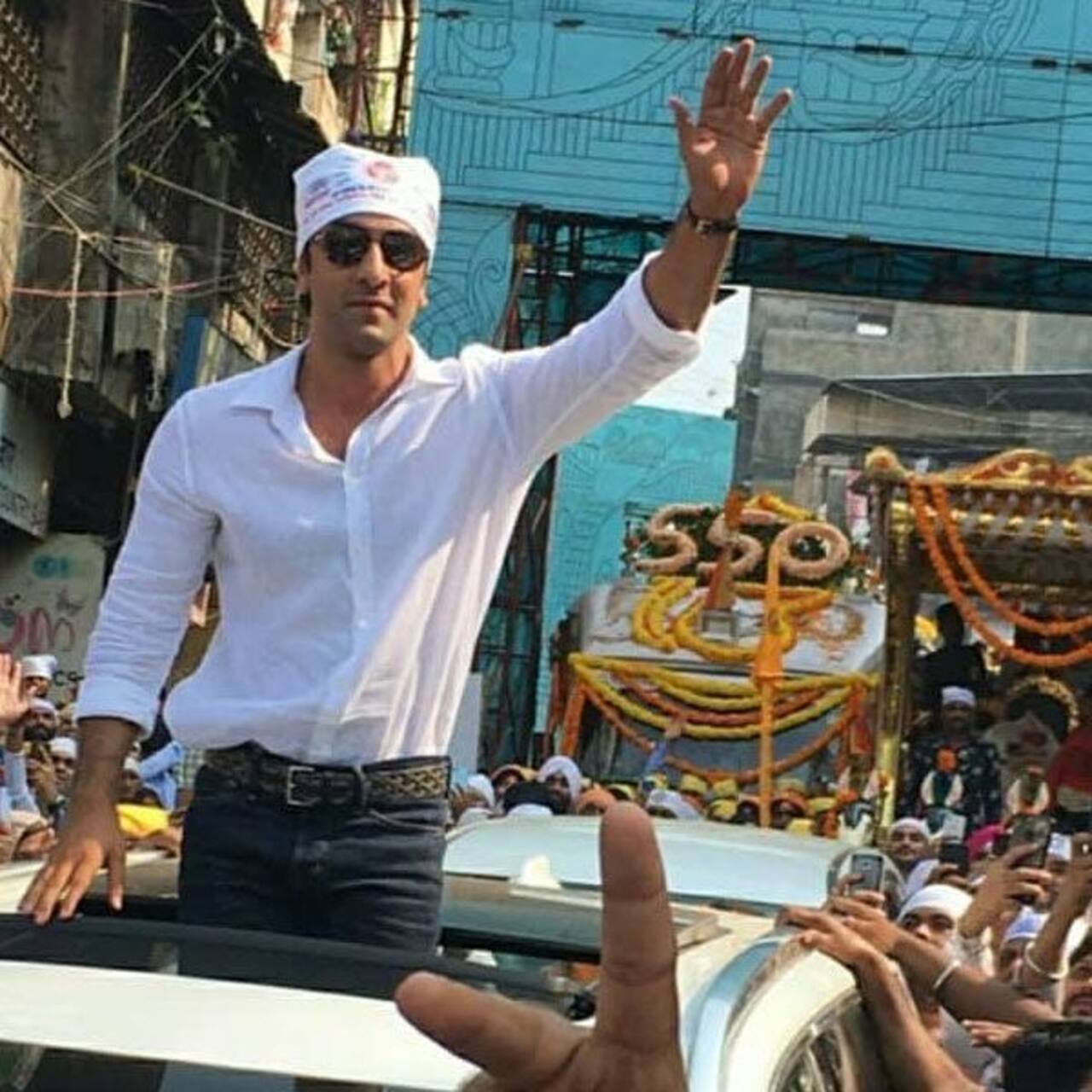 Ranbir Kapoor visits a Gurudwara on the occasion of the Guru Nanak ...