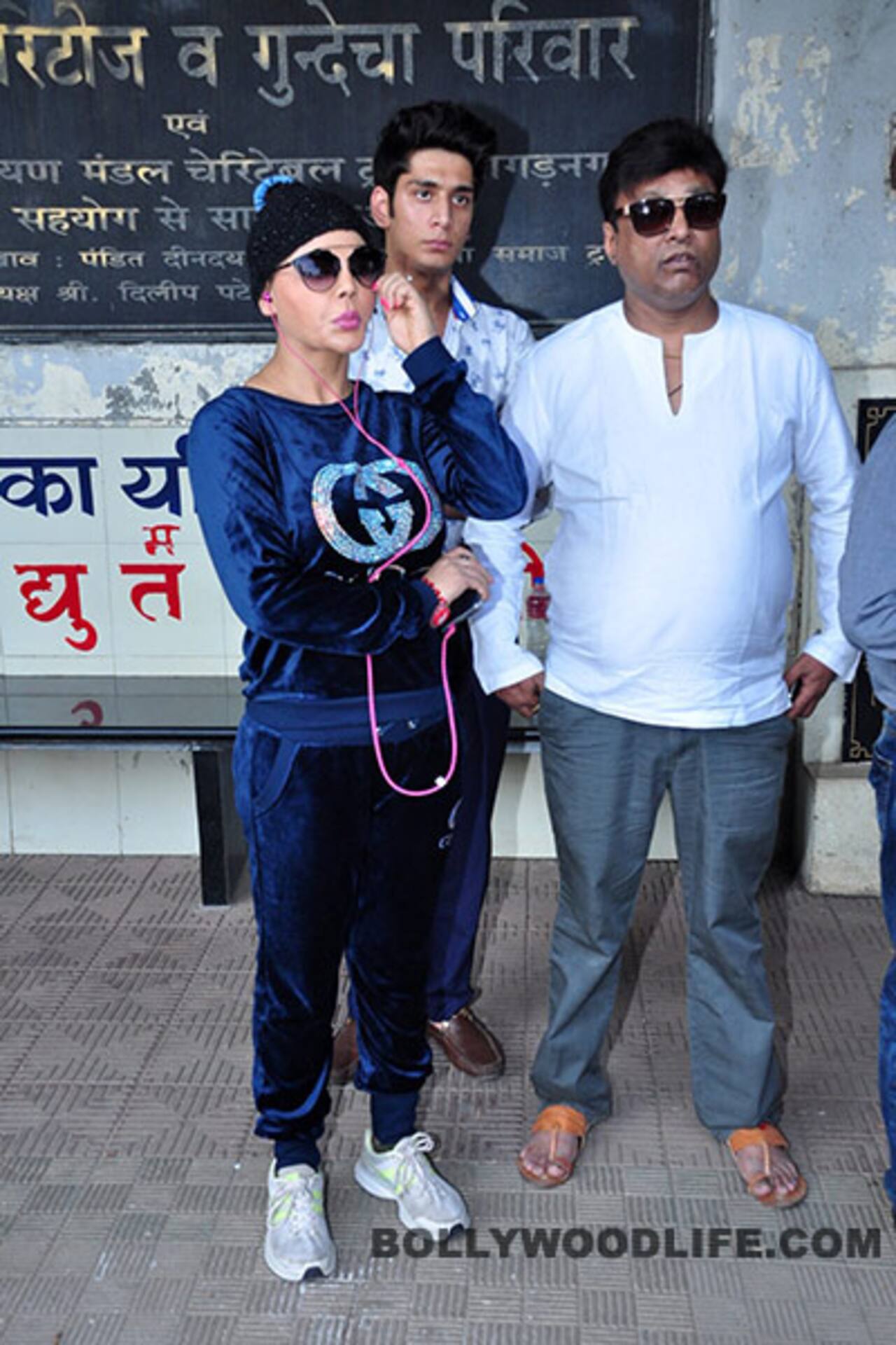 Pratyusha Banerjee’s funeral: TV celebs witness actress’ last journey