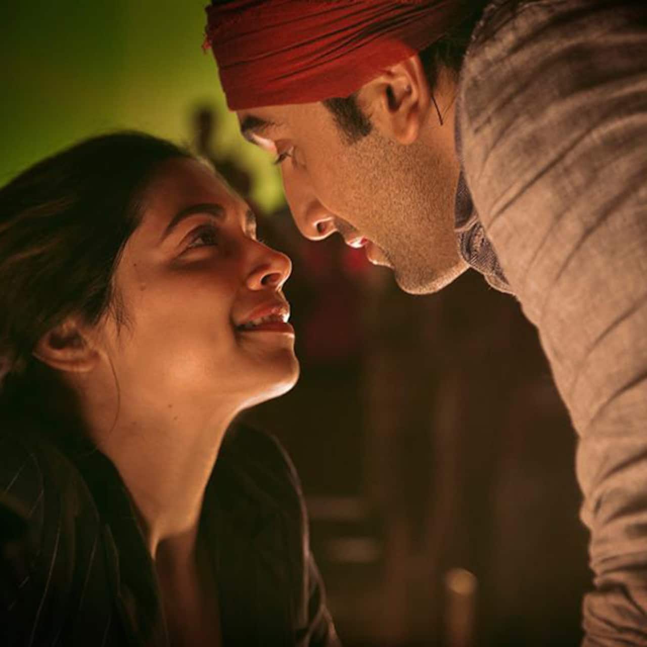 Movie stills from ‘Tamasha’ that will melt your heart
