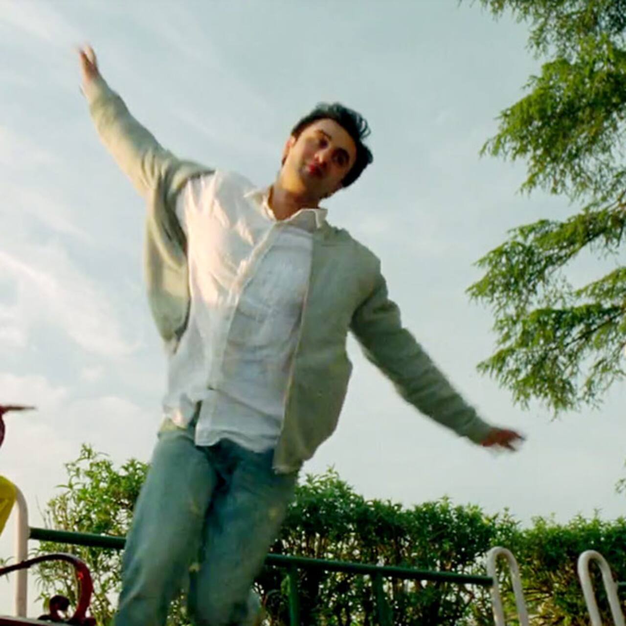 Safarnama video from ‘Tamasha’ movie released